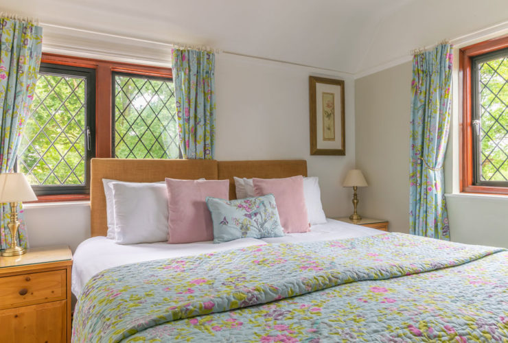 Dale Farm House | 4 Star Quality B&B in The New Forest
